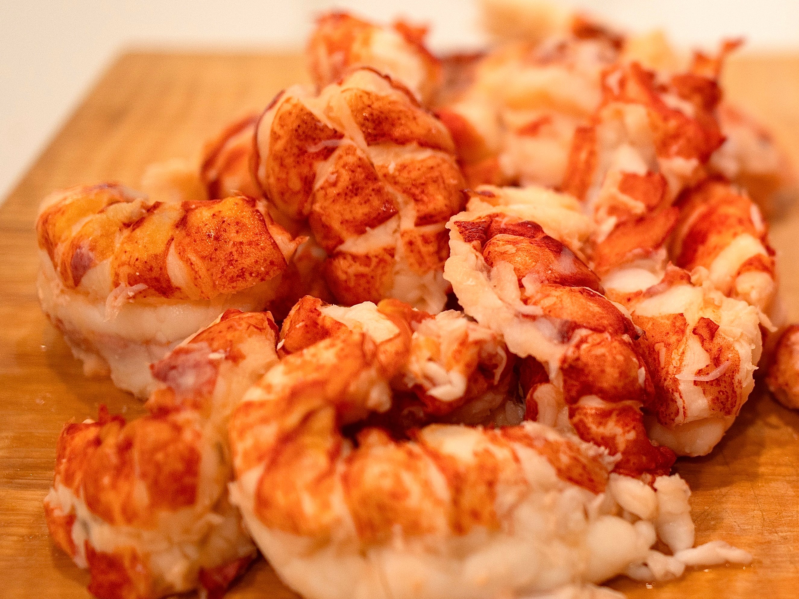 Shop Maine Lobster Meat - Frozen Lobster Tails and Claw & Knuckle Meat ...